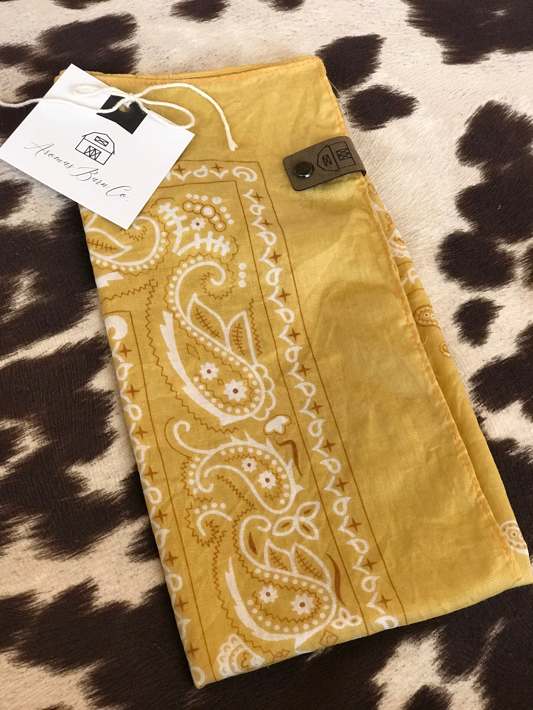 Vintage Wash Bandanas – Aromas Barn Co.